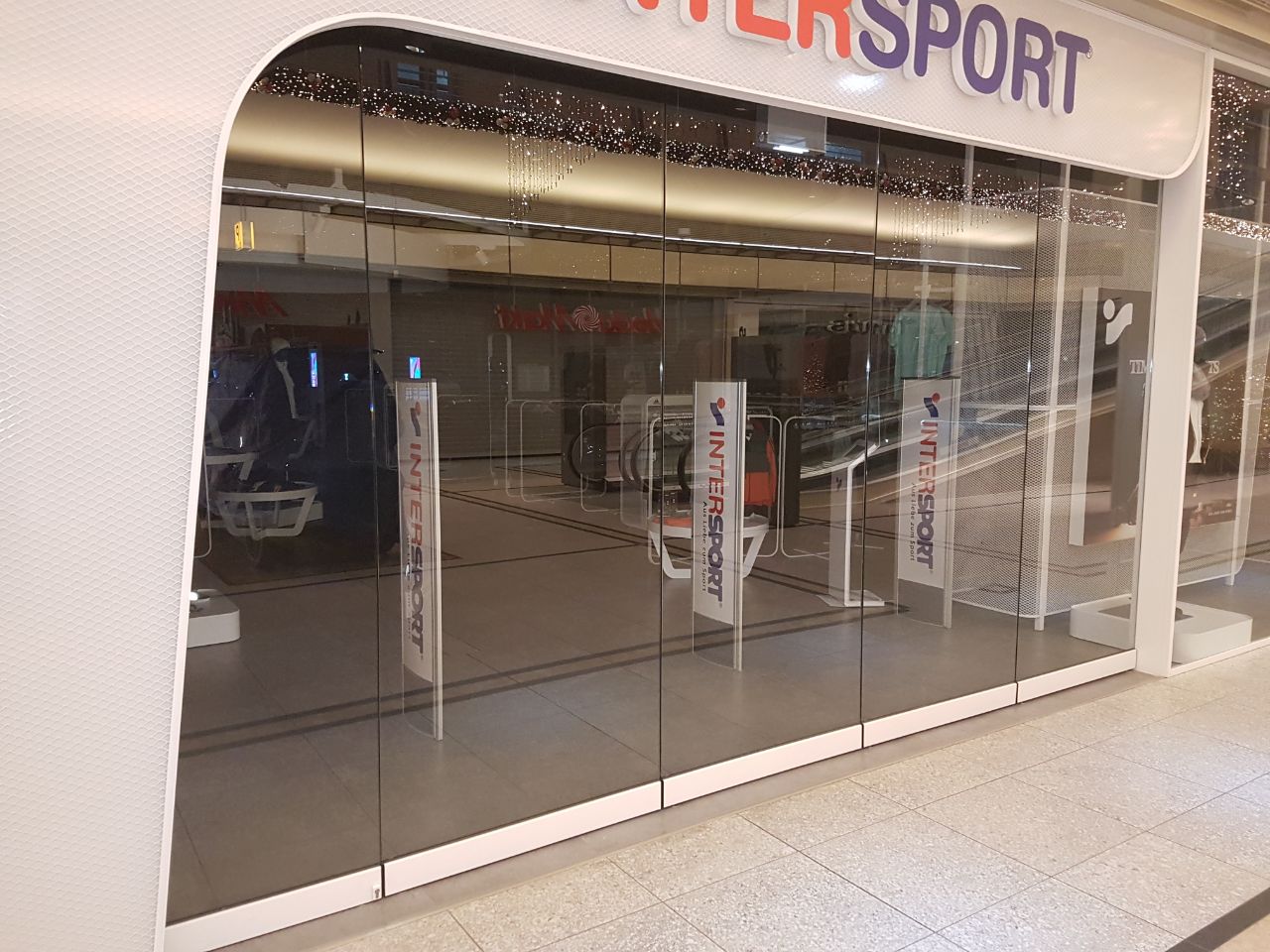 Horizontal Schiebewände HSW, mobile Trennwände aus Sicherheitsglas ...